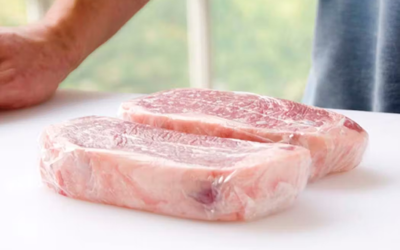 Fresh vs. Flash-Frozen Meat - BBQGrills
